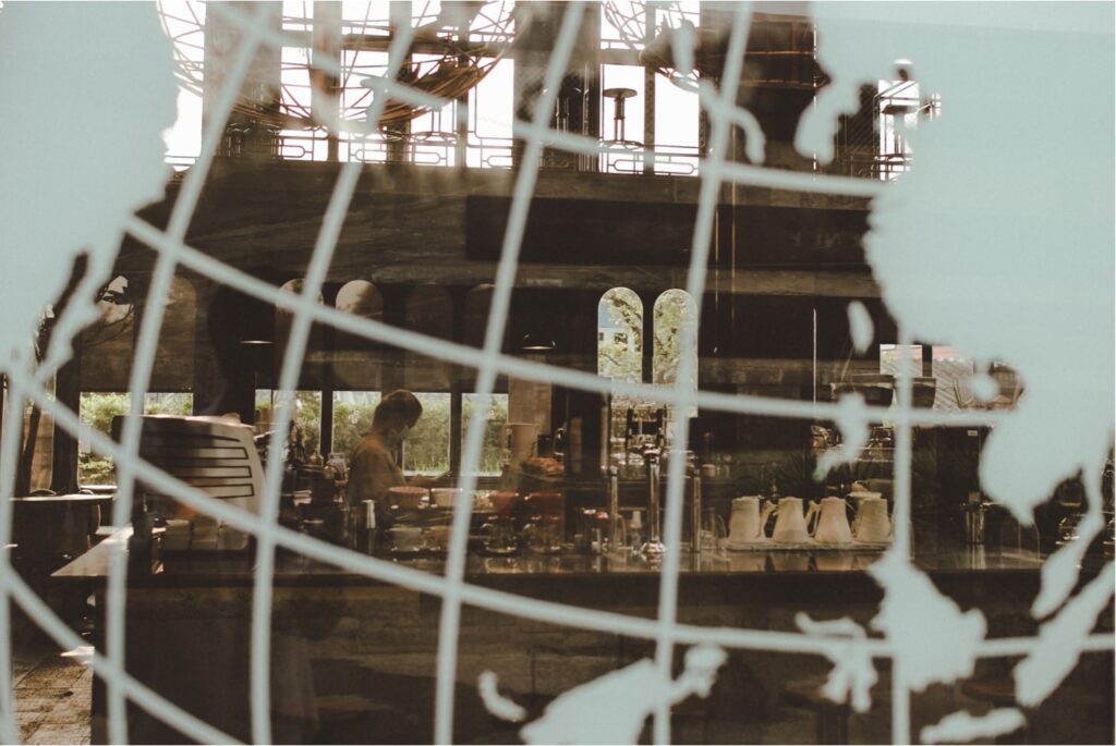 CONTACT – Rolling Roasters